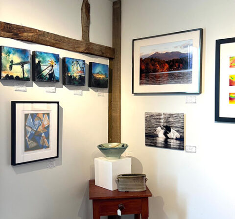 Art Galleries - North Conway NH area seasonal Information and Guide